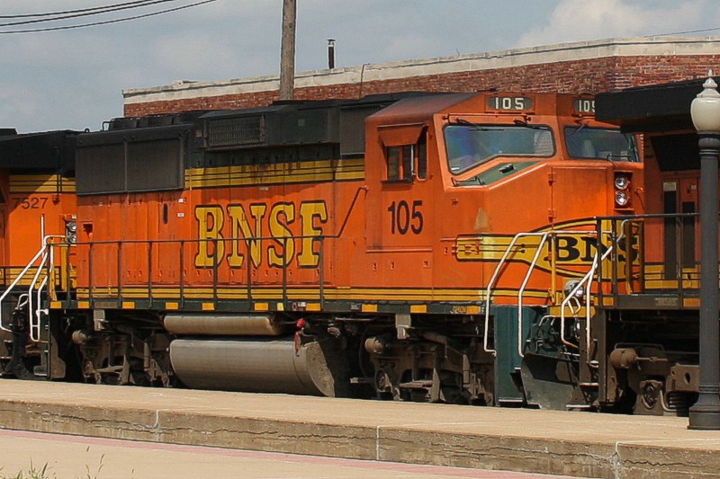 BNSF 105